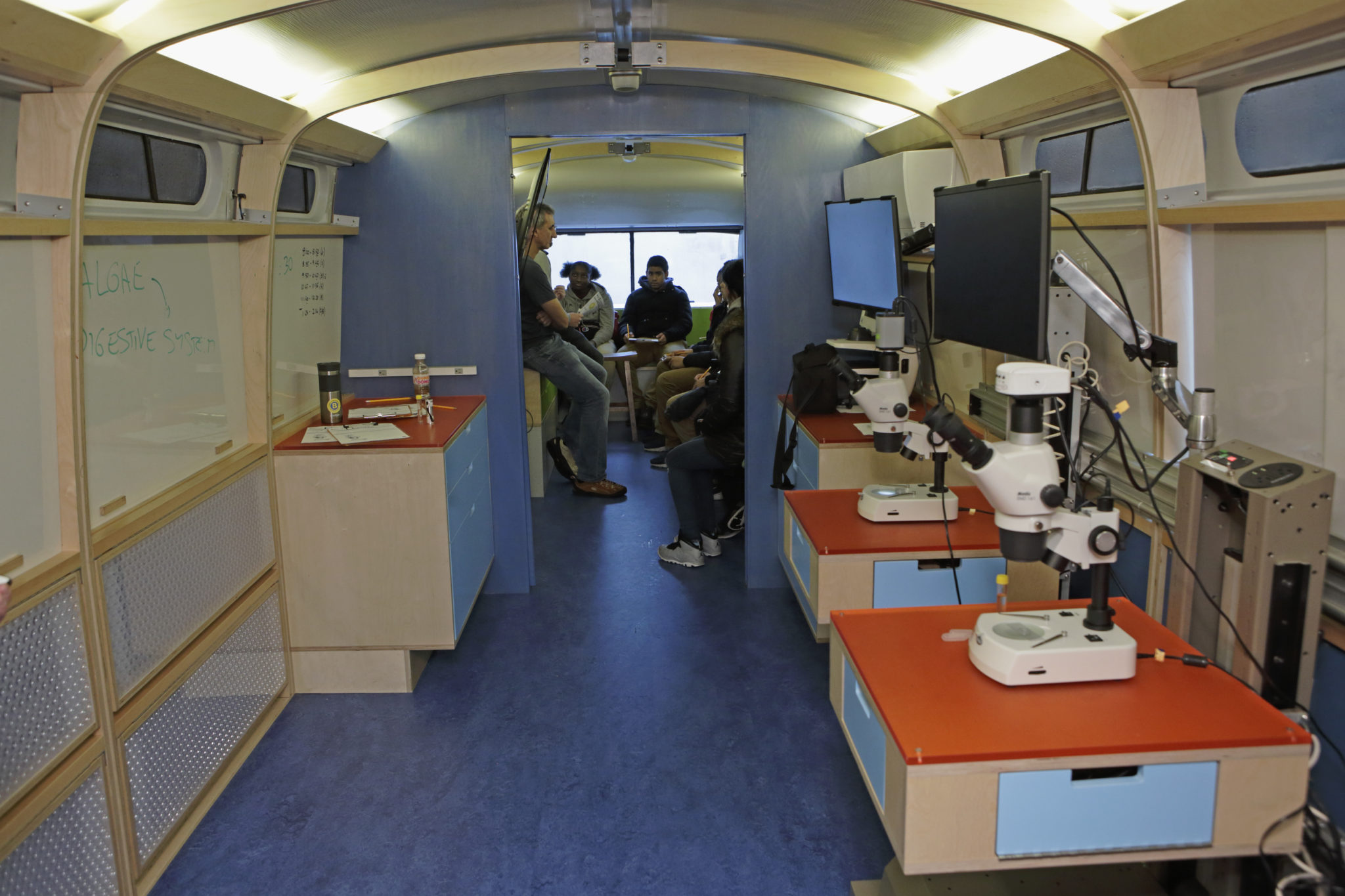 BioBus I with scientists Dr. Rob Frawley and Dr. Luis María Pérez ...